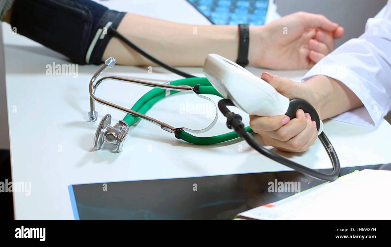 Hospital auscultate hi-res stock photography and images - Alamy