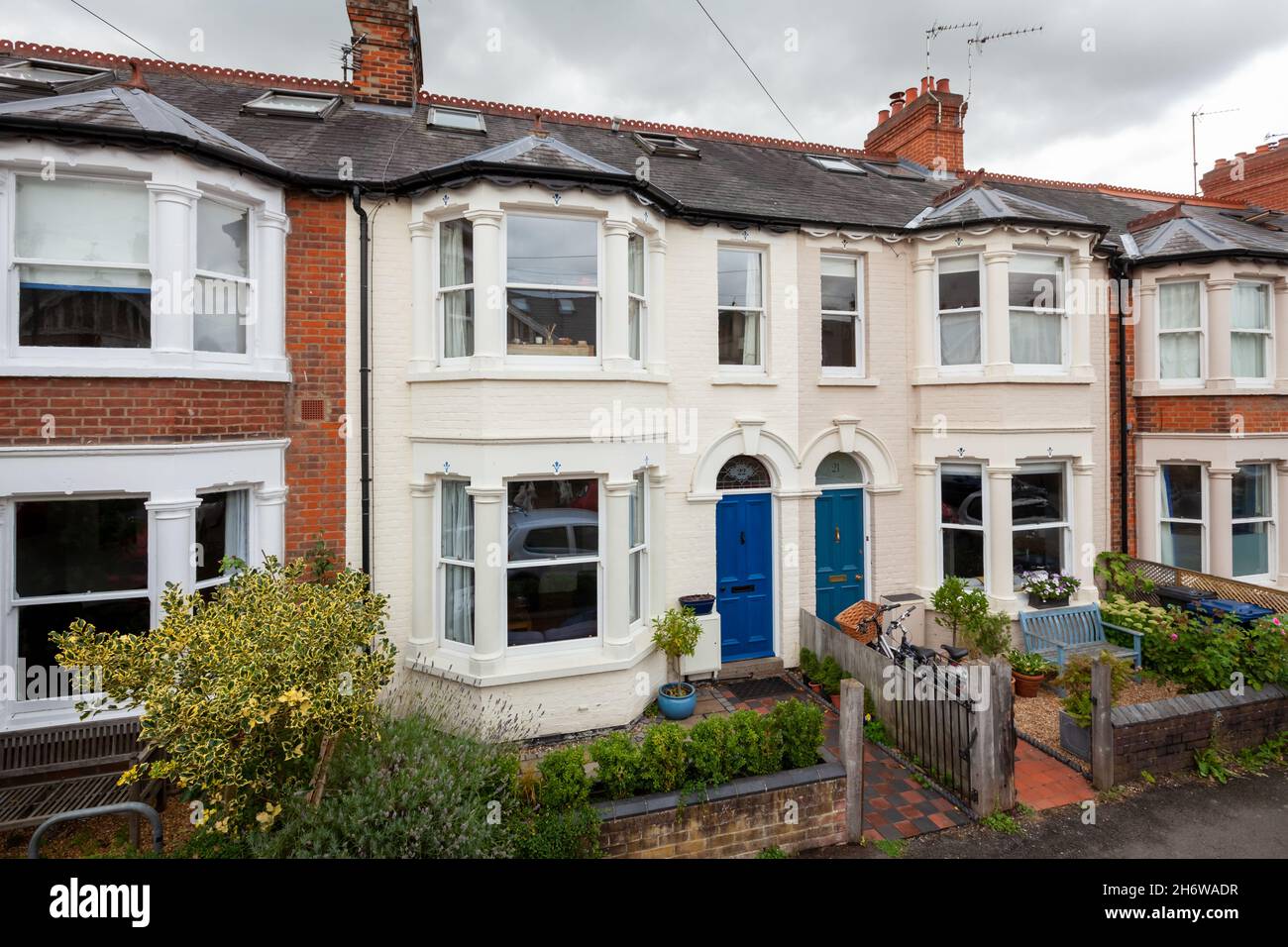 Cambridge, England - August 15 2019 Bay fronted victorian terraced ...