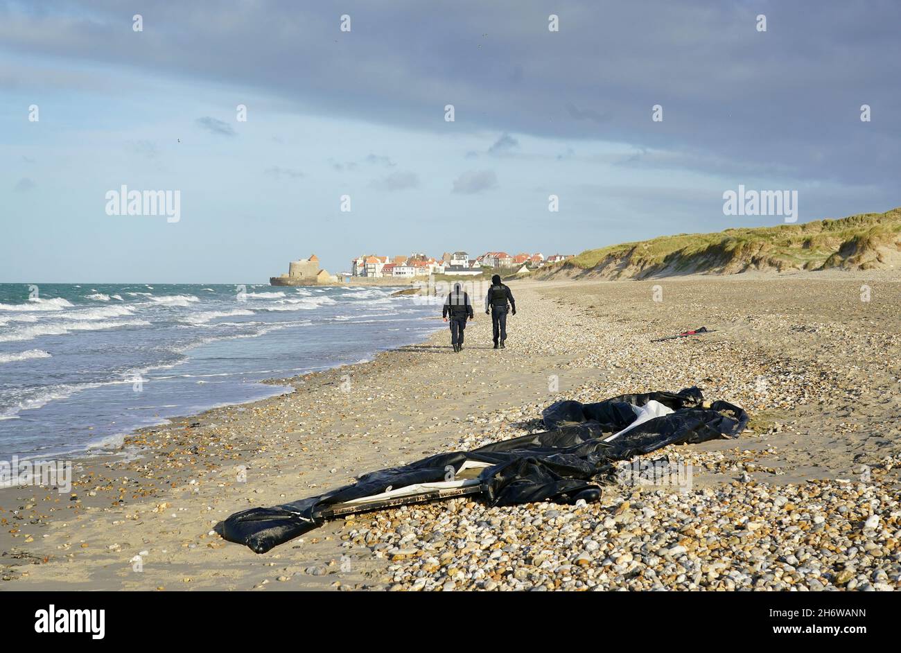 Wimereux calais boats hi-res stock photography and images - Alamy