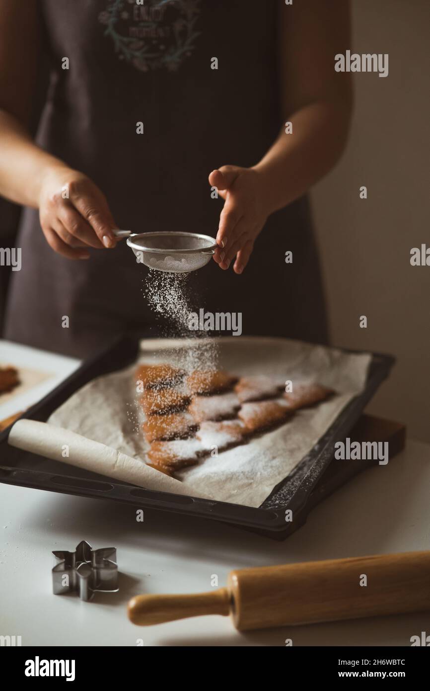 Atmospheric icing hi-res stock photography and images - Alamy