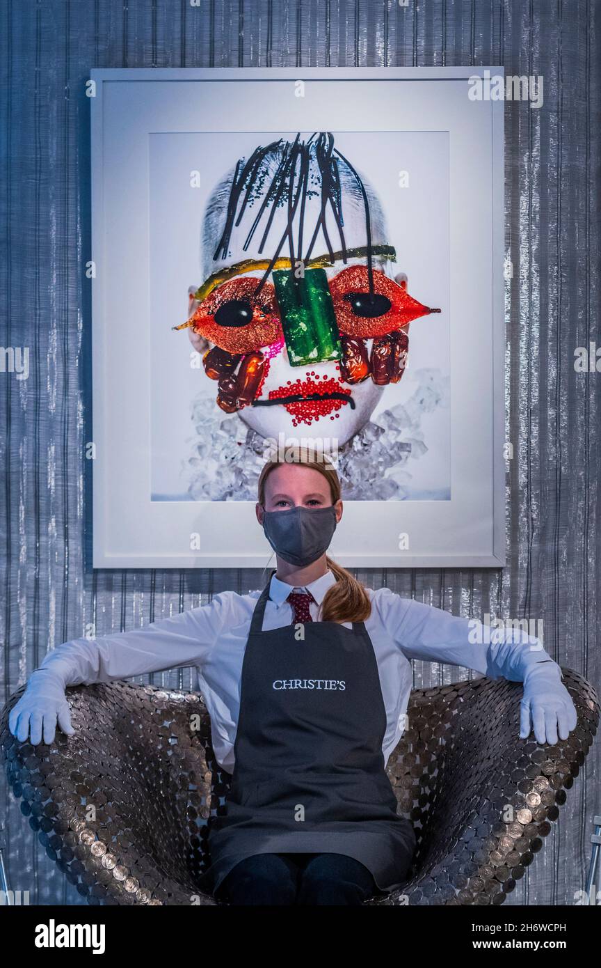 Victoria lady de rothschild hi-res stock photography and images - Alamy