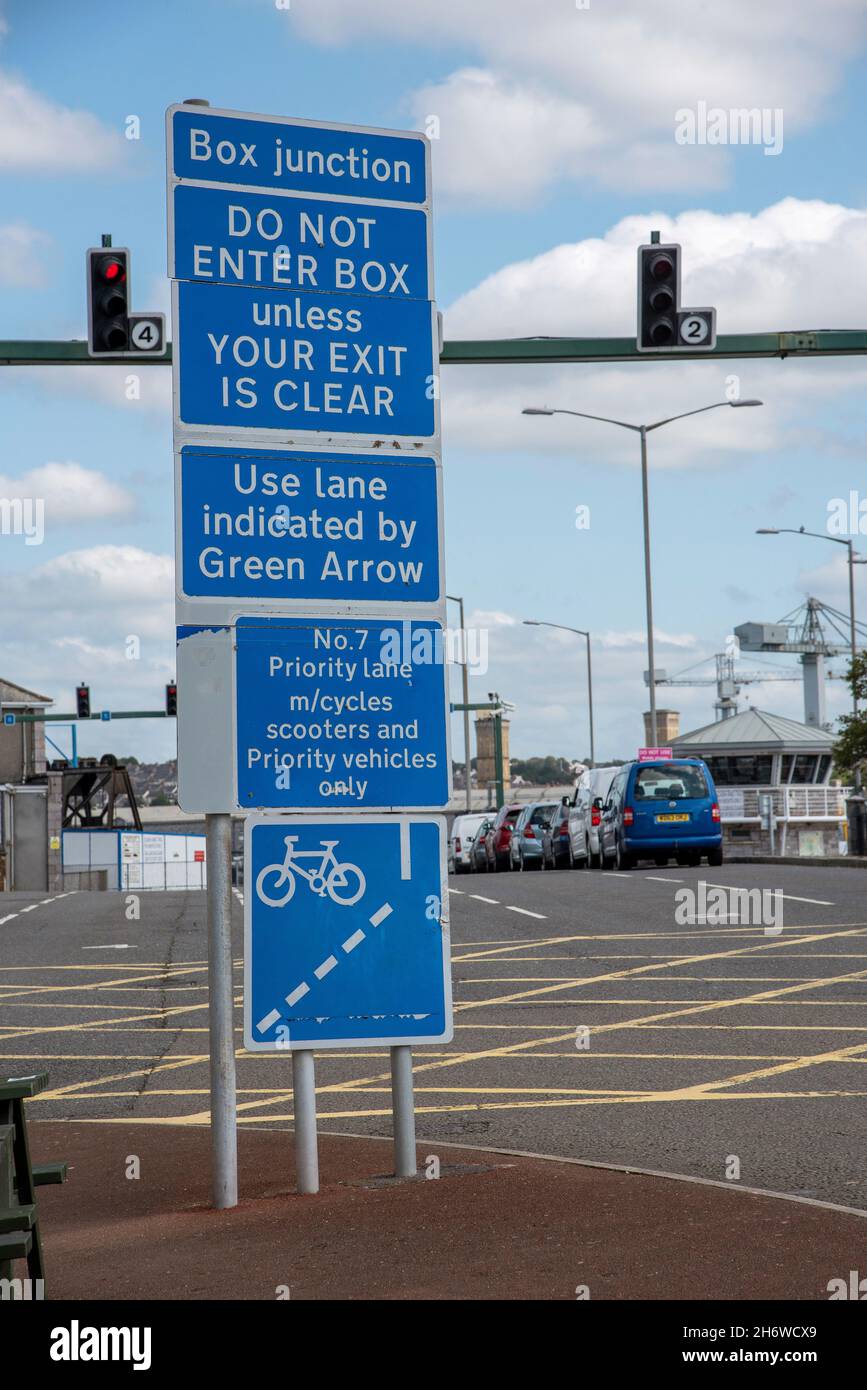 Cornwall, England, UK. 2021. Box junction signage at ferry terminal ...