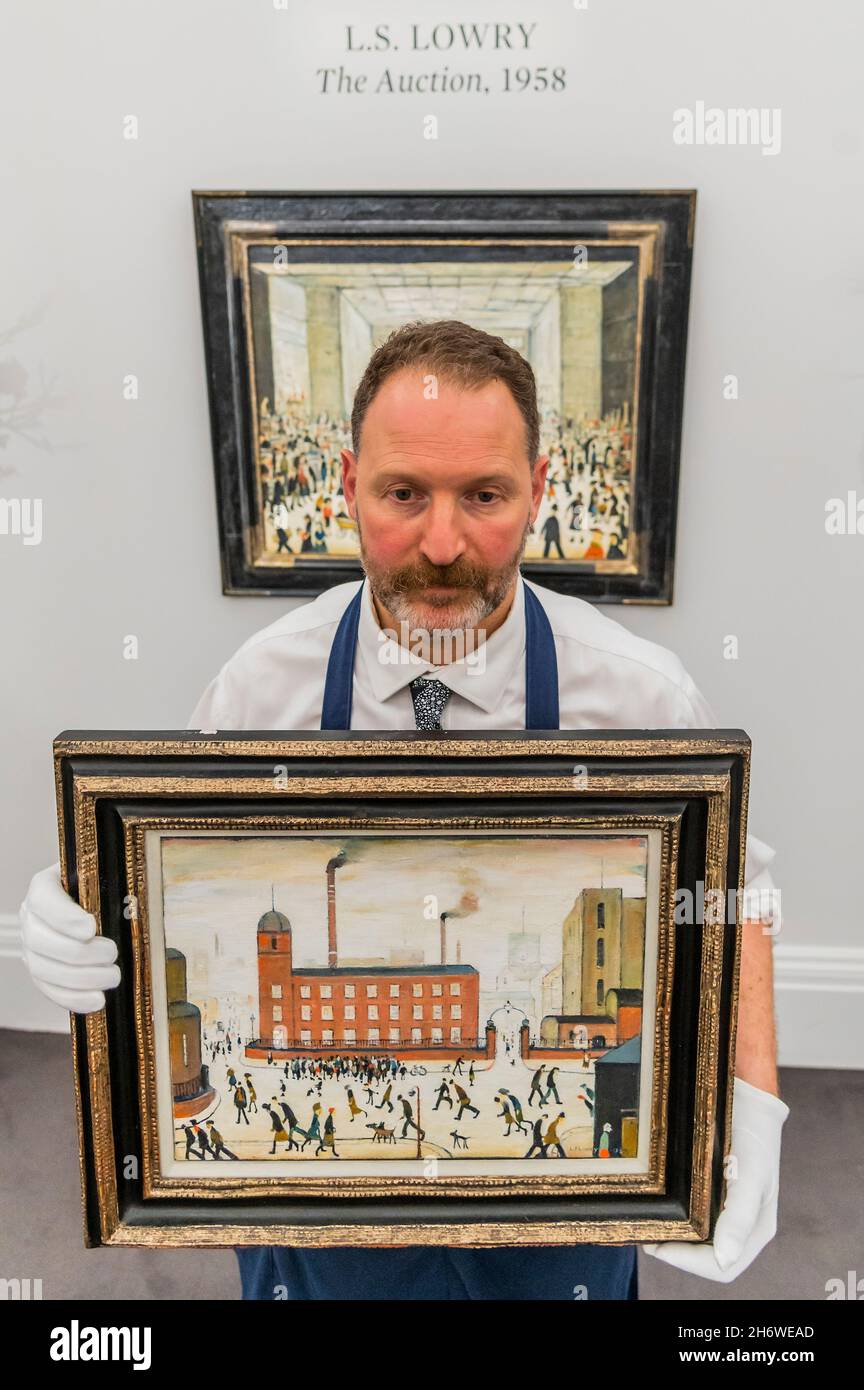 Mill scene lowry hi-res stock photography and images - Alamy