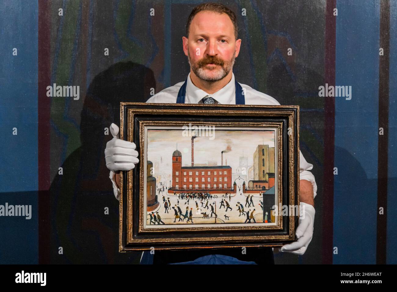 Mill scene lowry hi-res stock photography and images - Alamy