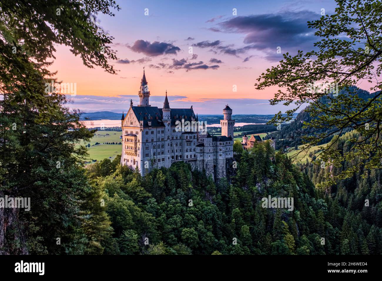 Neuschwanstein castle panoramic view hi-res stock photography and ...