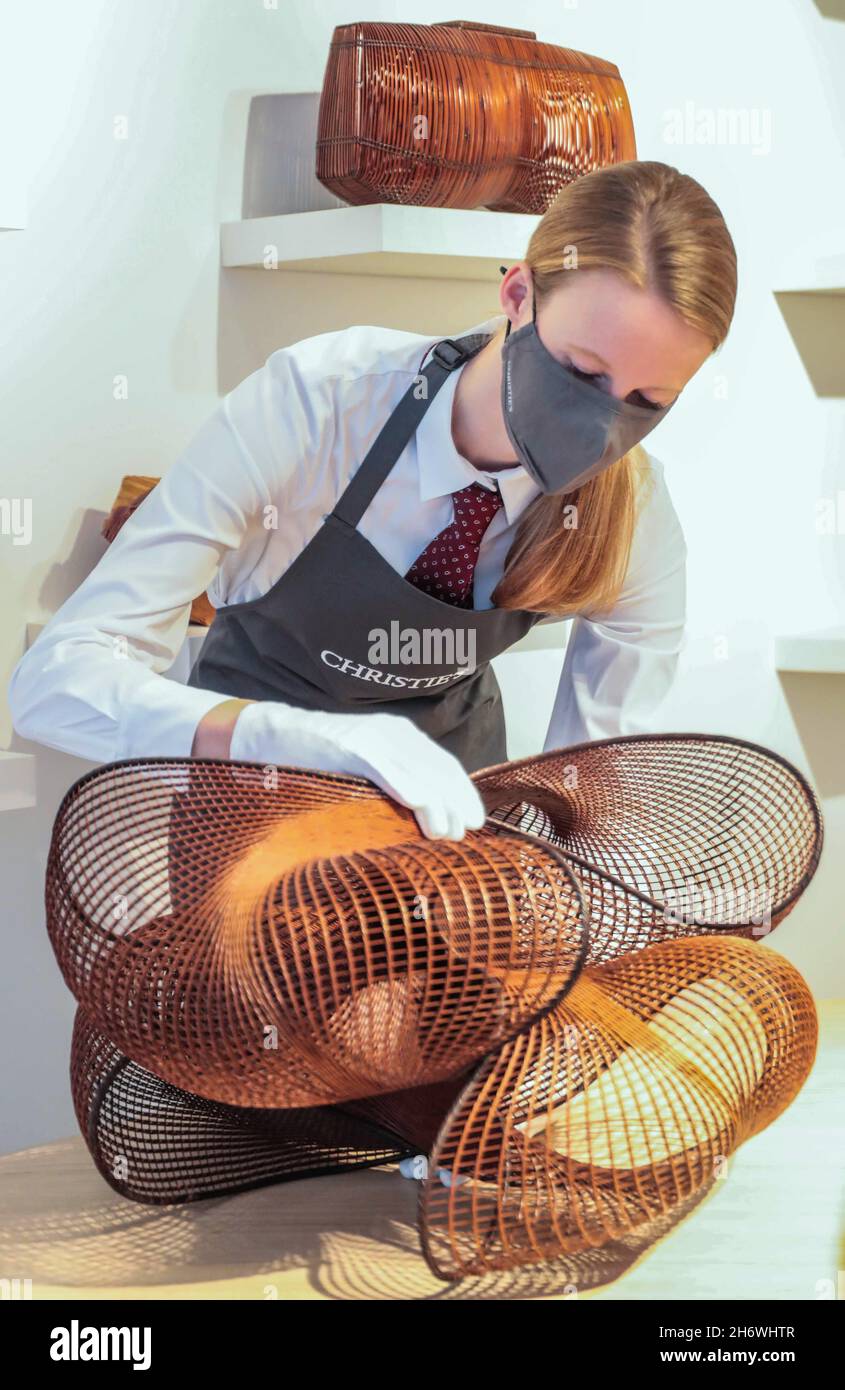 Victoria lady de rothschild hi-res stock photography and images - Alamy