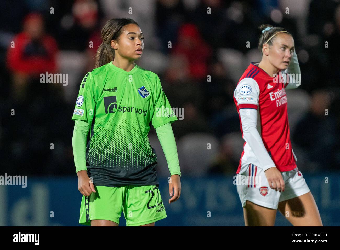 Boreham Wood, UK. 17th Nov, 2021. Meadow Park, Boreham Wood Englan ...