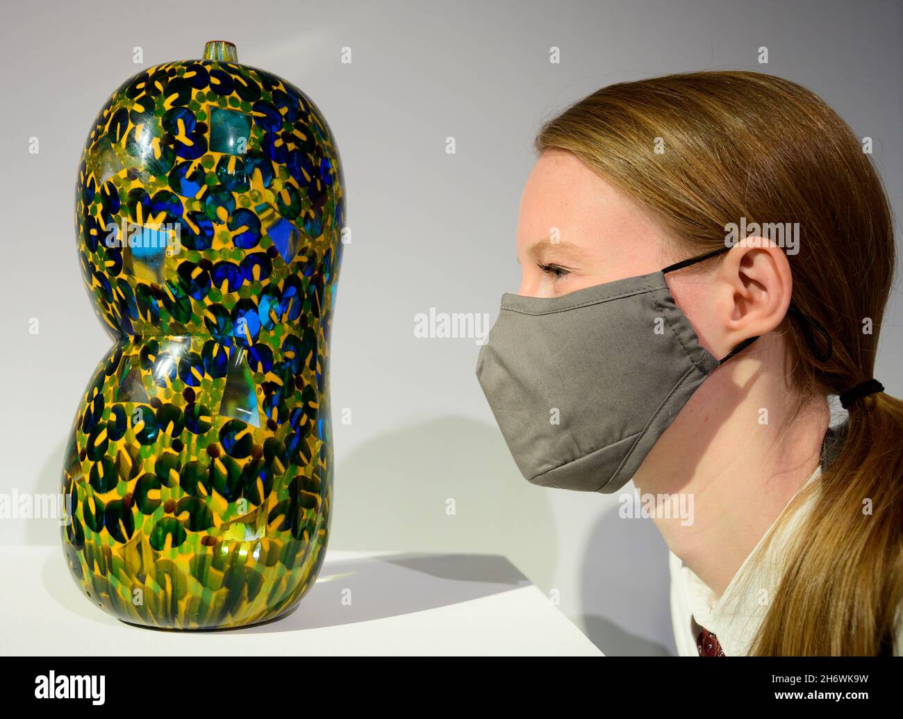 Victoria lady de rothschild hi-res stock photography and images - Alamy