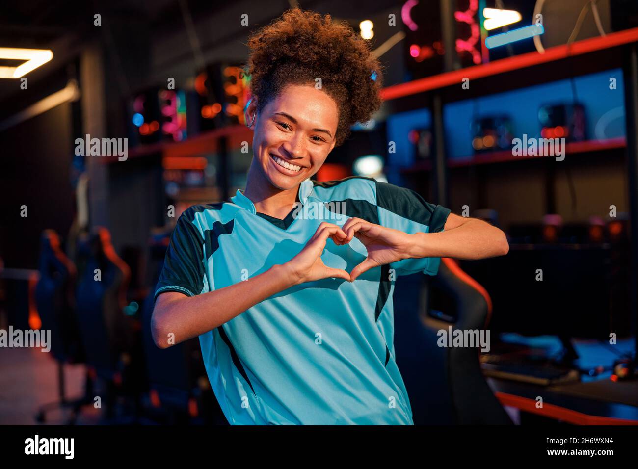 Esports player hi-res stock photography and images - Alamy