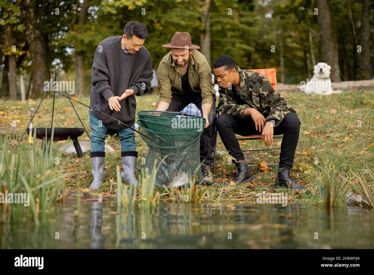Catch in the net hi-res stock photography and images - Alamy