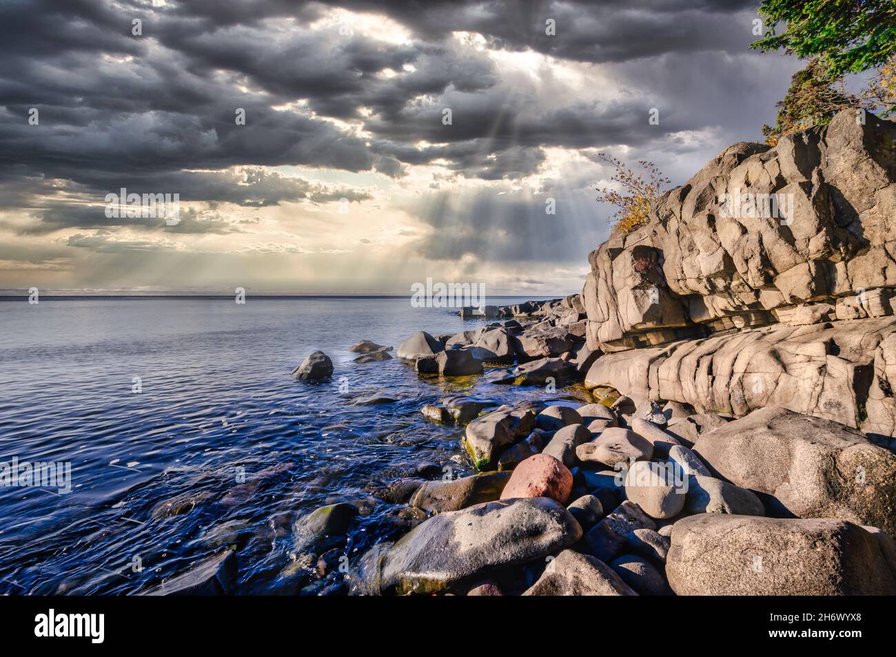 Deep lake superior hi-res stock photography and images - Alamy