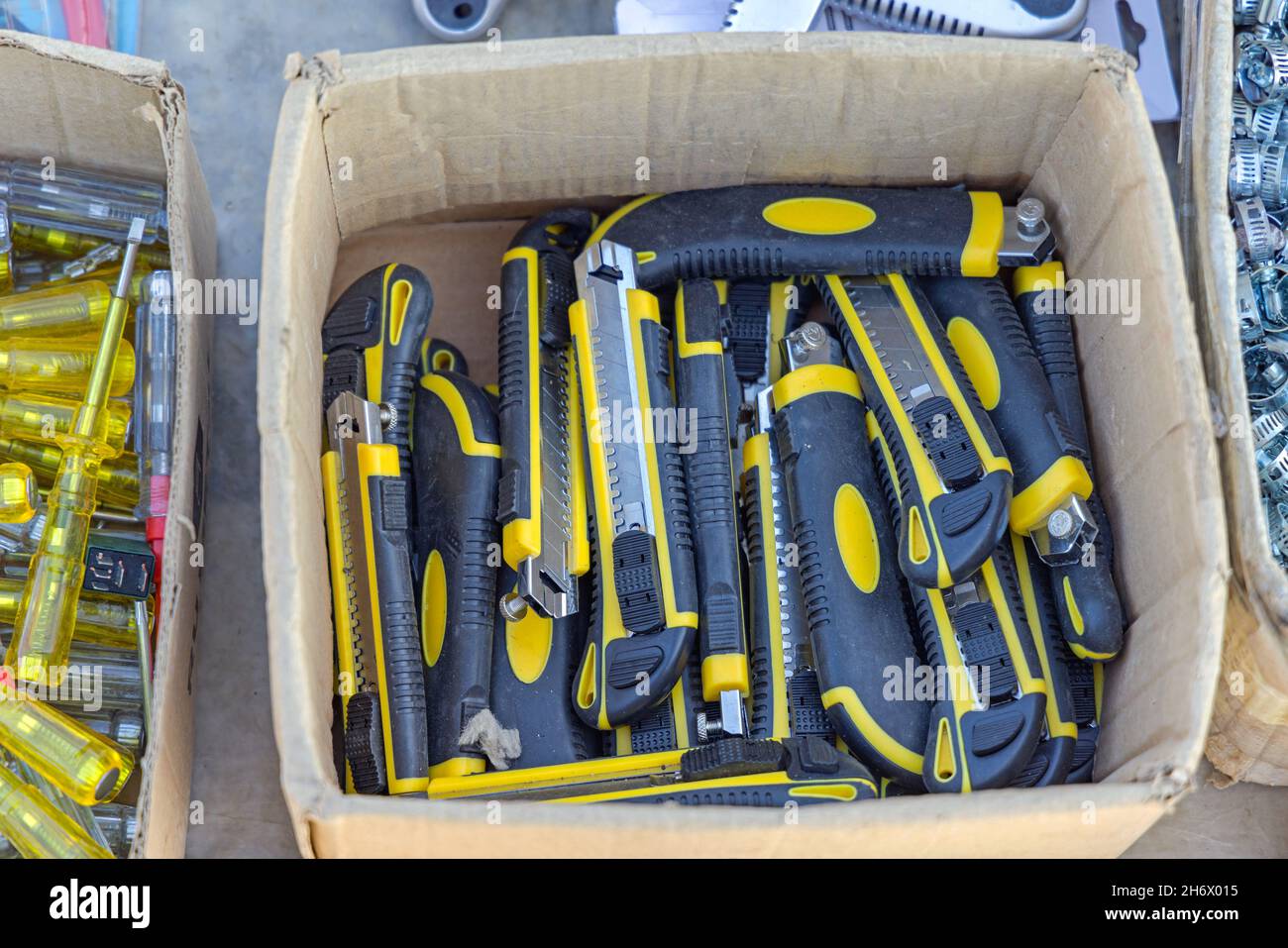Box Cutters Utility Knives With Retractable Blade Stock Photo - Alamy