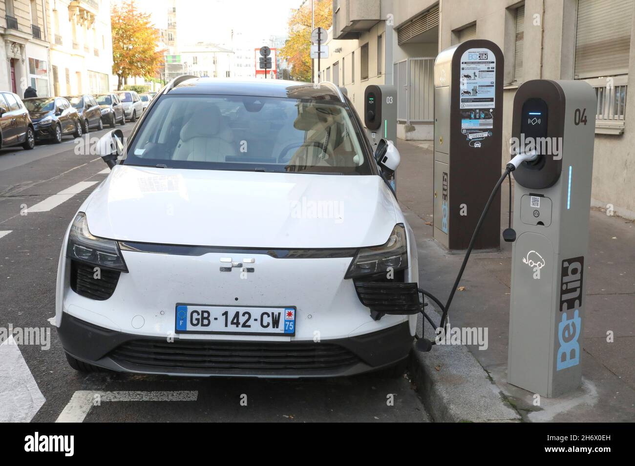 BELIB' THE PUBLIC NETWORK OF ELECTRIC VEHICLE CHARGING STATIONS IN ...