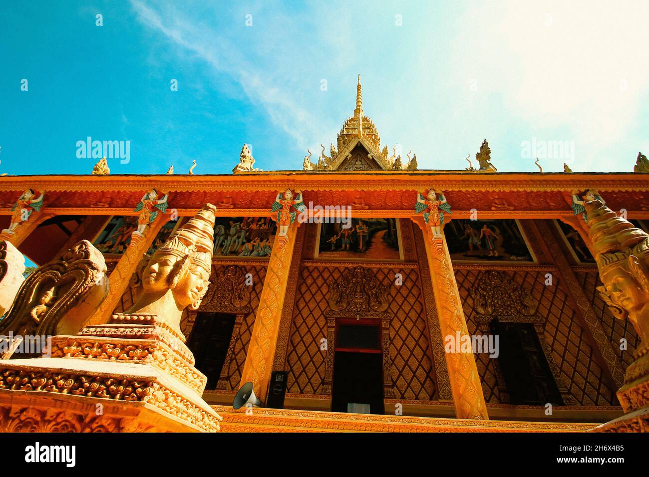 Chua phu ly temple hi-res stock photography and images - Alamy