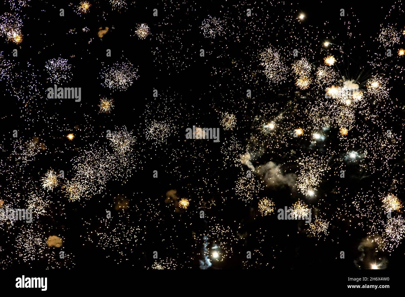 A full frame photograph of exploding fireworks Stock Photo - Alamy