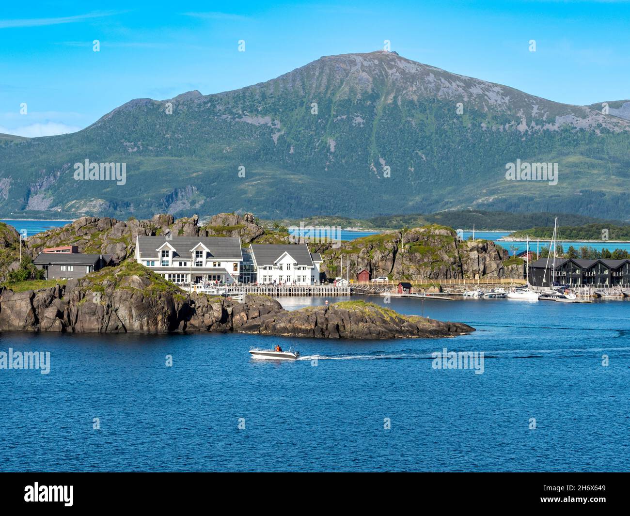 Senja hamn hi-res stock photography and images - Alamy