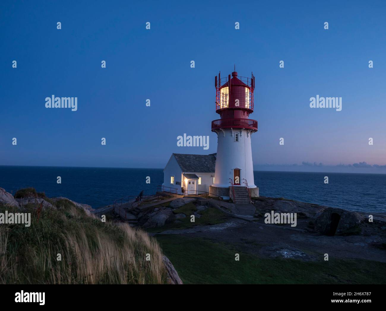 Cape Lindesnes, active lighthouse at night, Lindesnes peninsula, Norway ...