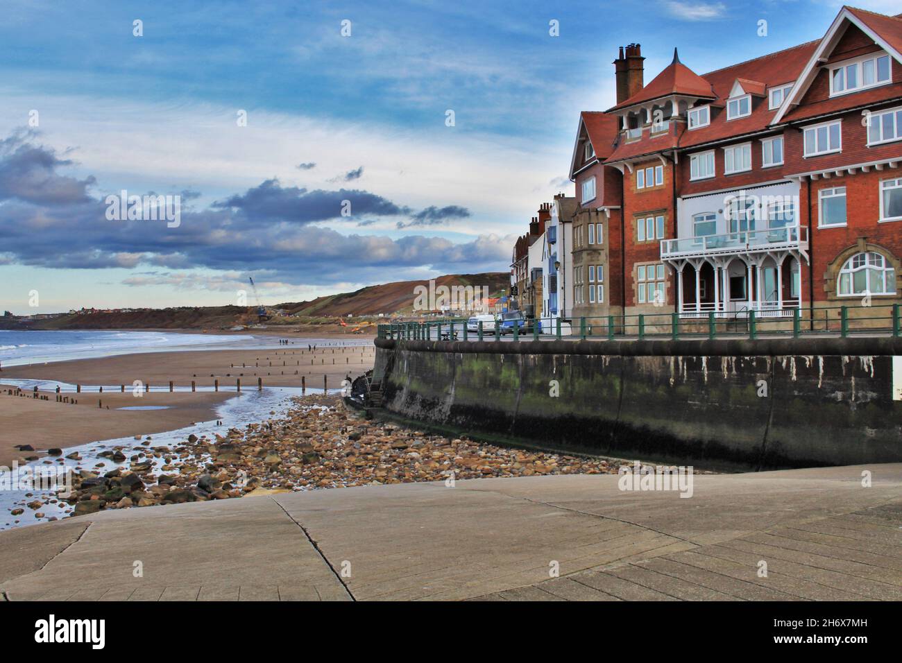 Sandsend bay hi-res stock photography and images - Alamy
