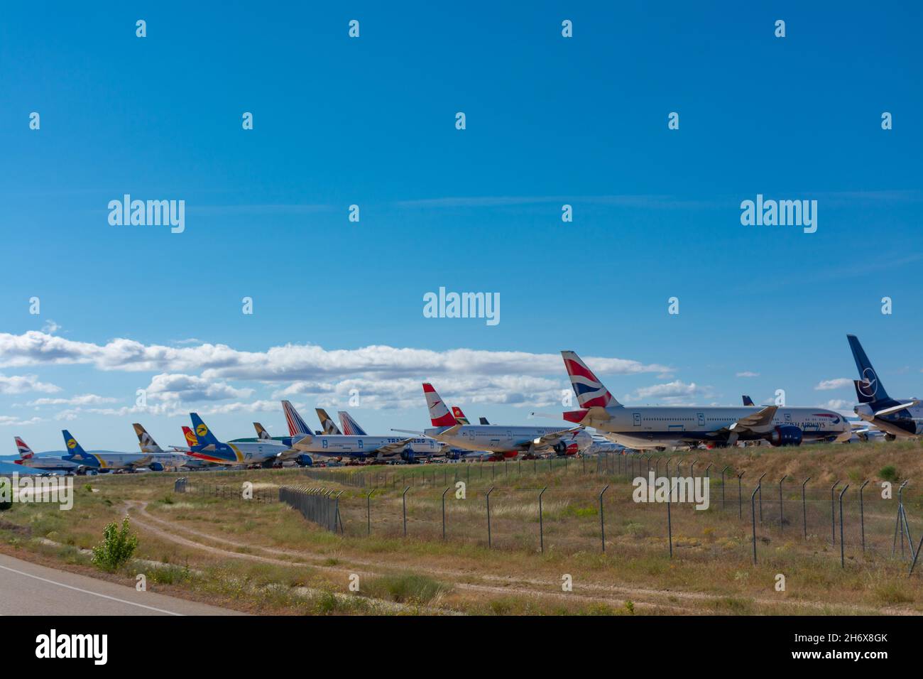 Aircraft maintenance facilities hi-res stock photography and images - Alamy