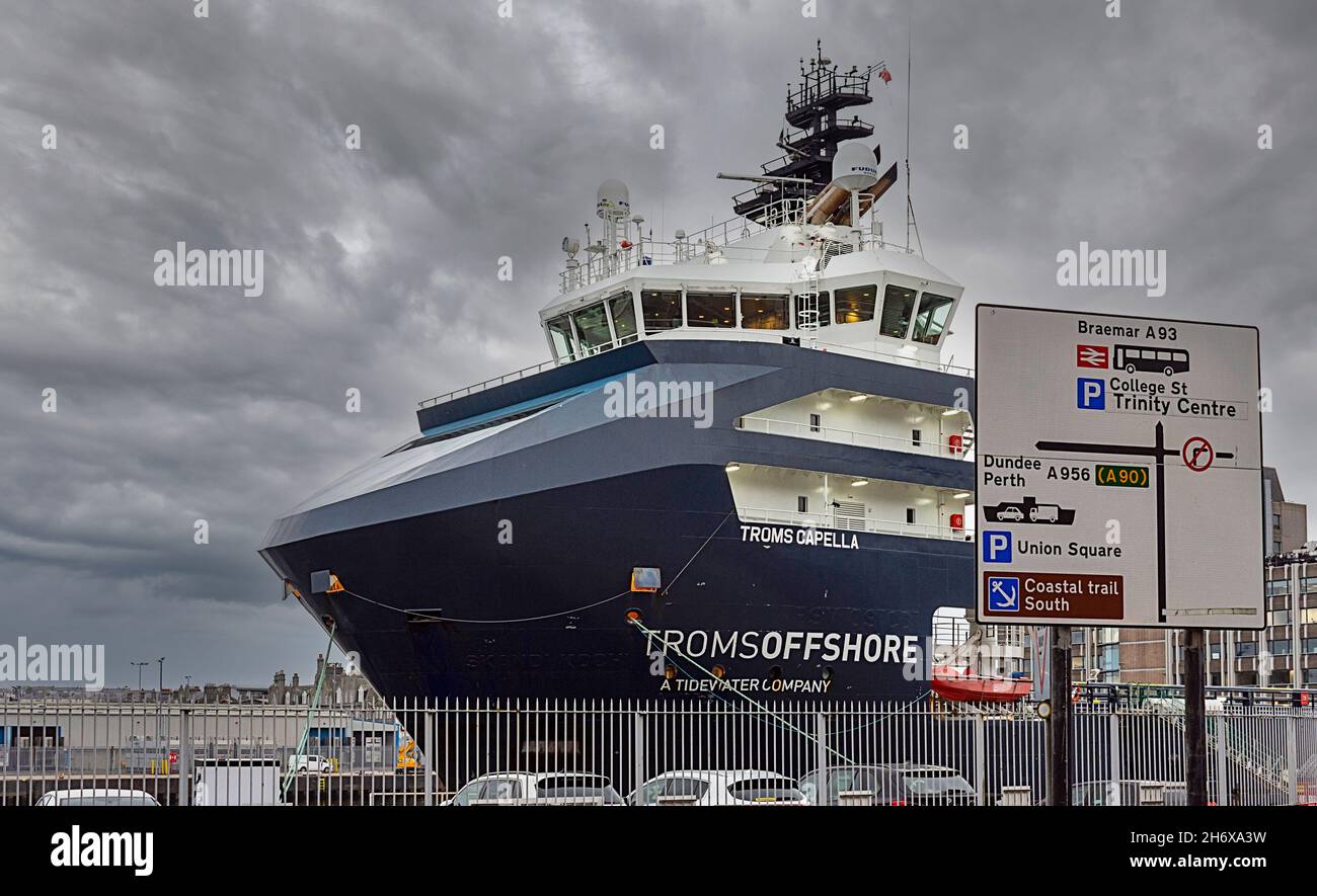 ABERDEEN CITY CENTRE SCOTLAND HARBOUR AT TRINITY QUAY ROAD SIGN FOR ...