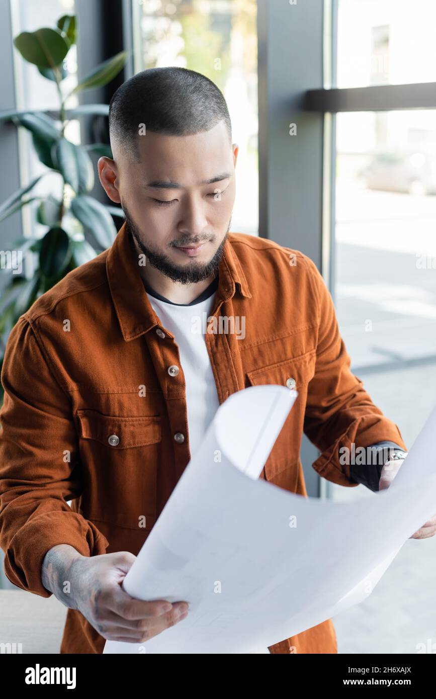 Asian architect hi-res stock photography and images - Alamy