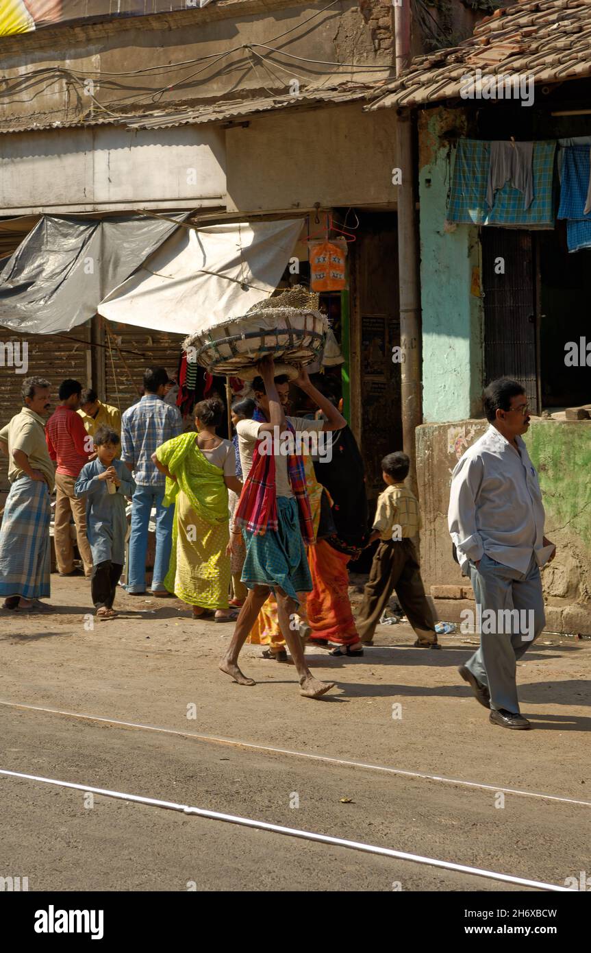 Manual labour goods hi-res stock photography and images - Alamy