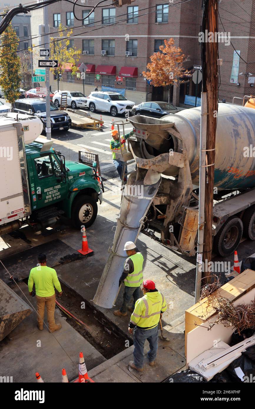 Internet Infrastructure Work in the Bronx, New York, NY USA Stock Photo ...