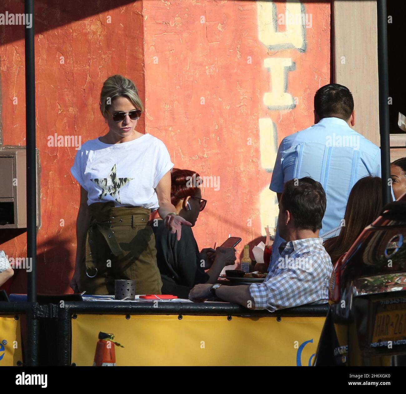 New York - NY - 05/08/2019. Amy RobachAndrew Shueand kids having dinner ...