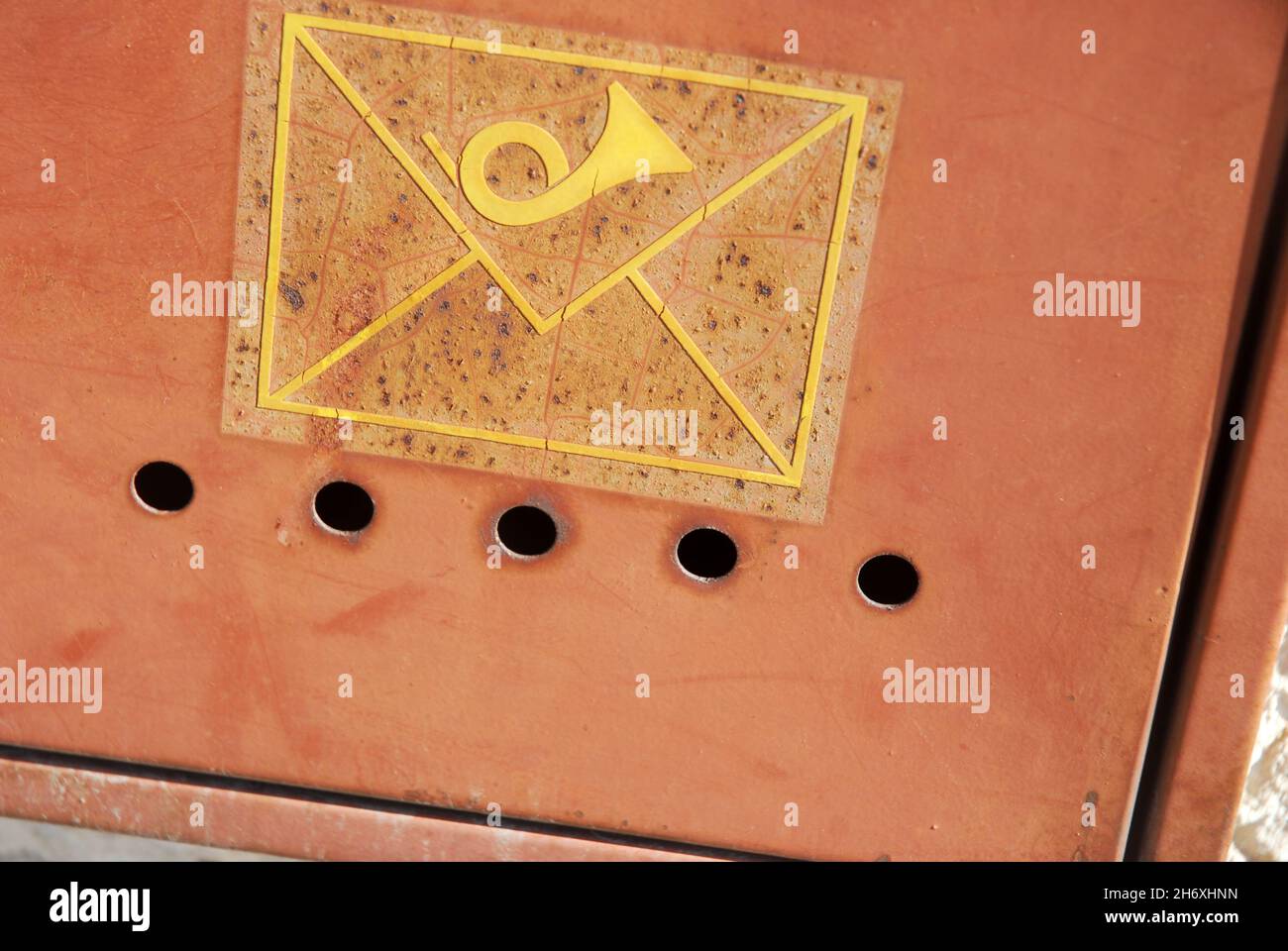 Faded post box hi-res stock photography and images - Alamy