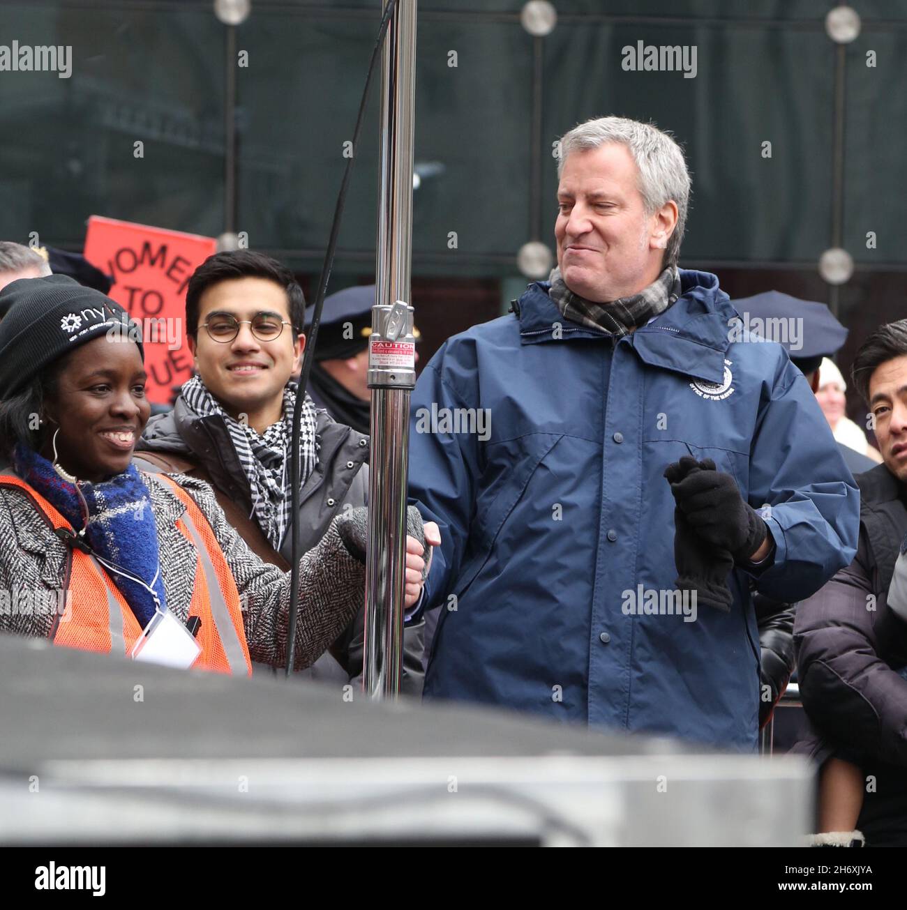 New York - NY - 20190119 - Gloria Steinem and the cast of the Off ...