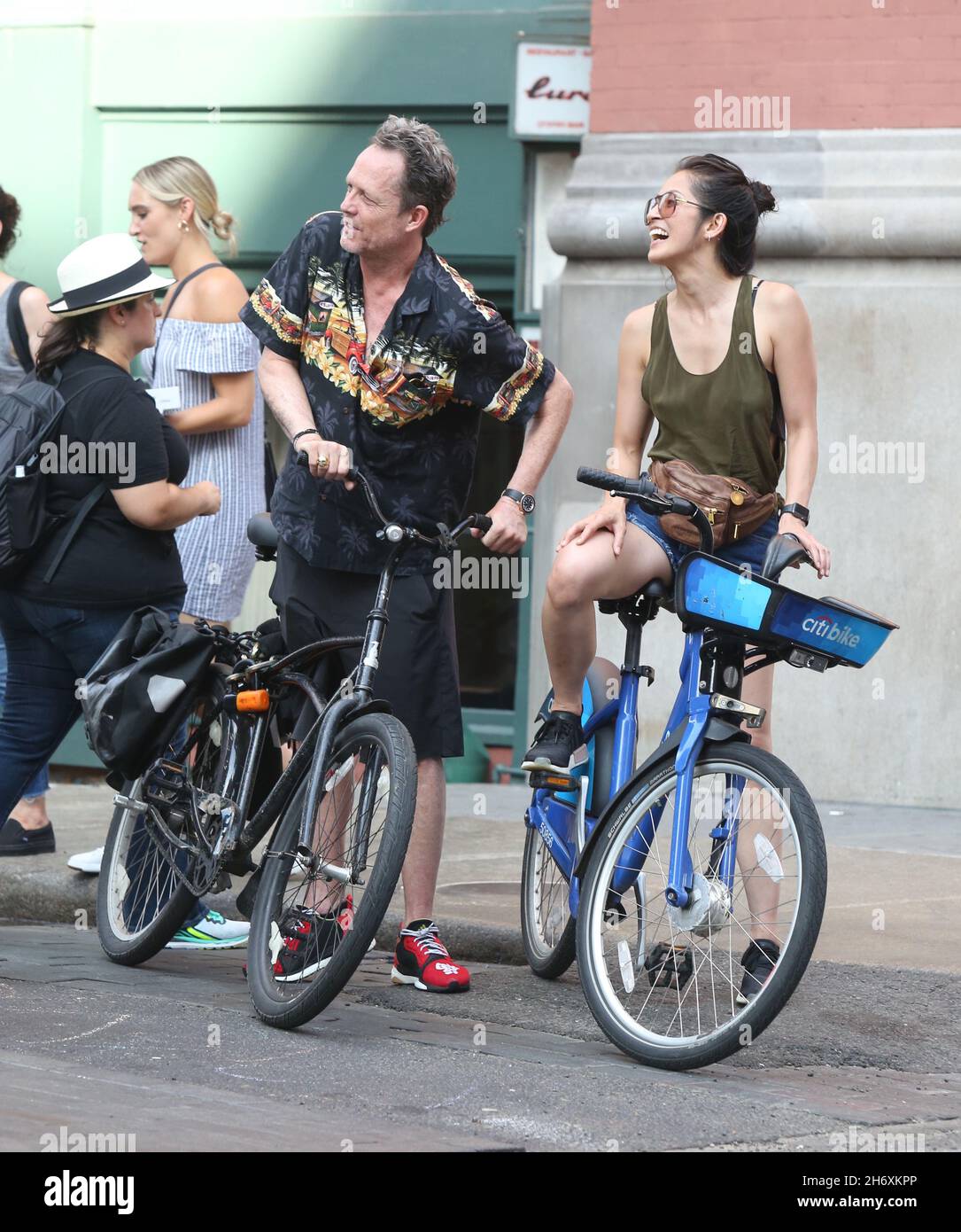 New York - NY - 07/20/2019 - Dean Winters and his girlfriend stopping ...