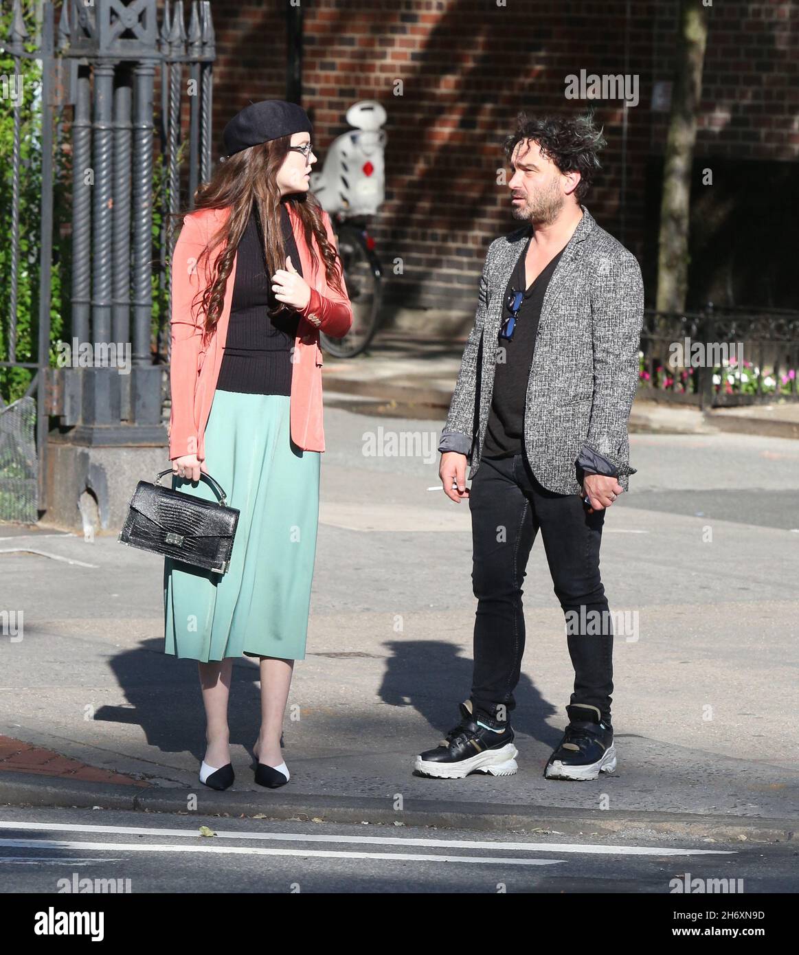 New York - NY - 05/18/2019 - Johnny Galecki and Pregnant Girlfriend ...