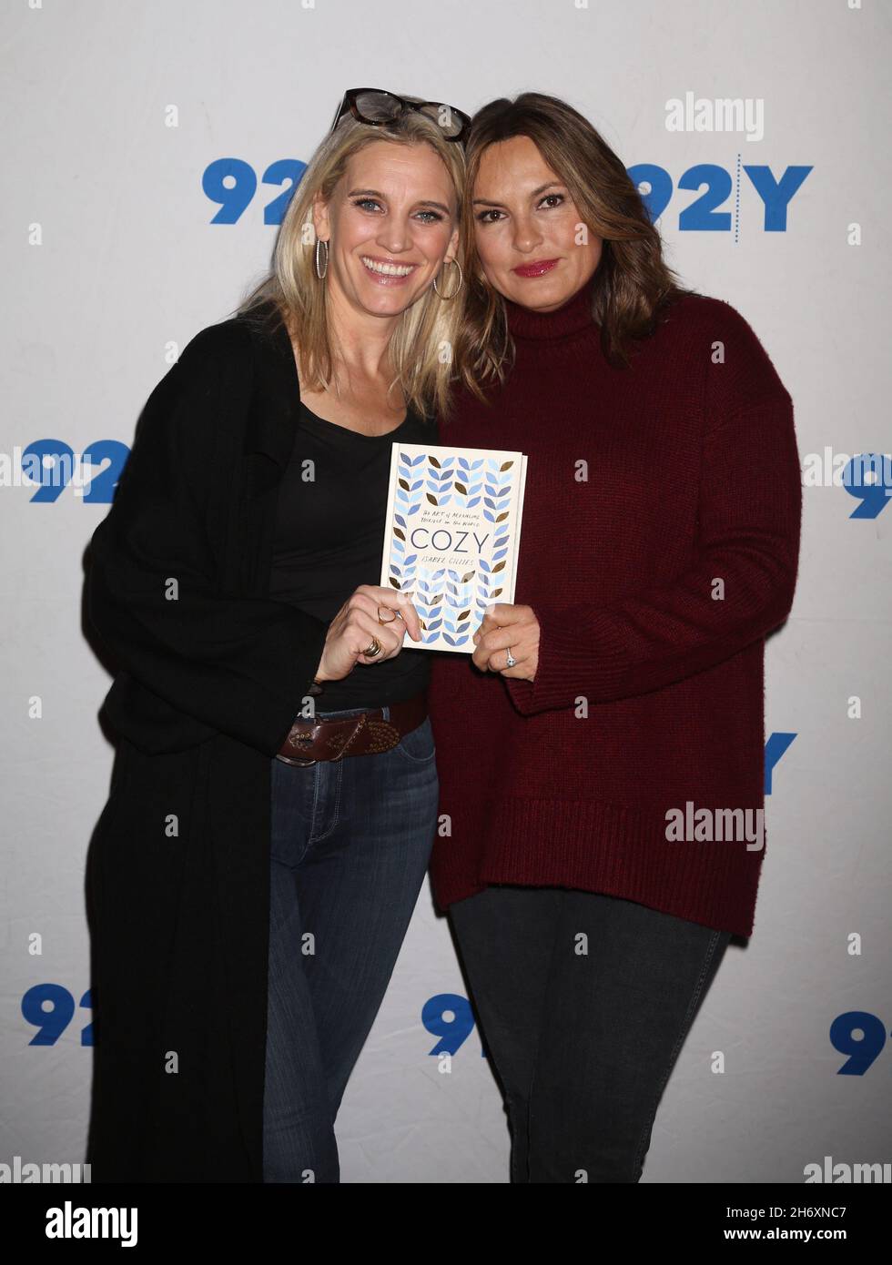 New York - NY - 20190212 - Isabel Gillies in Conversation with Mariska ...