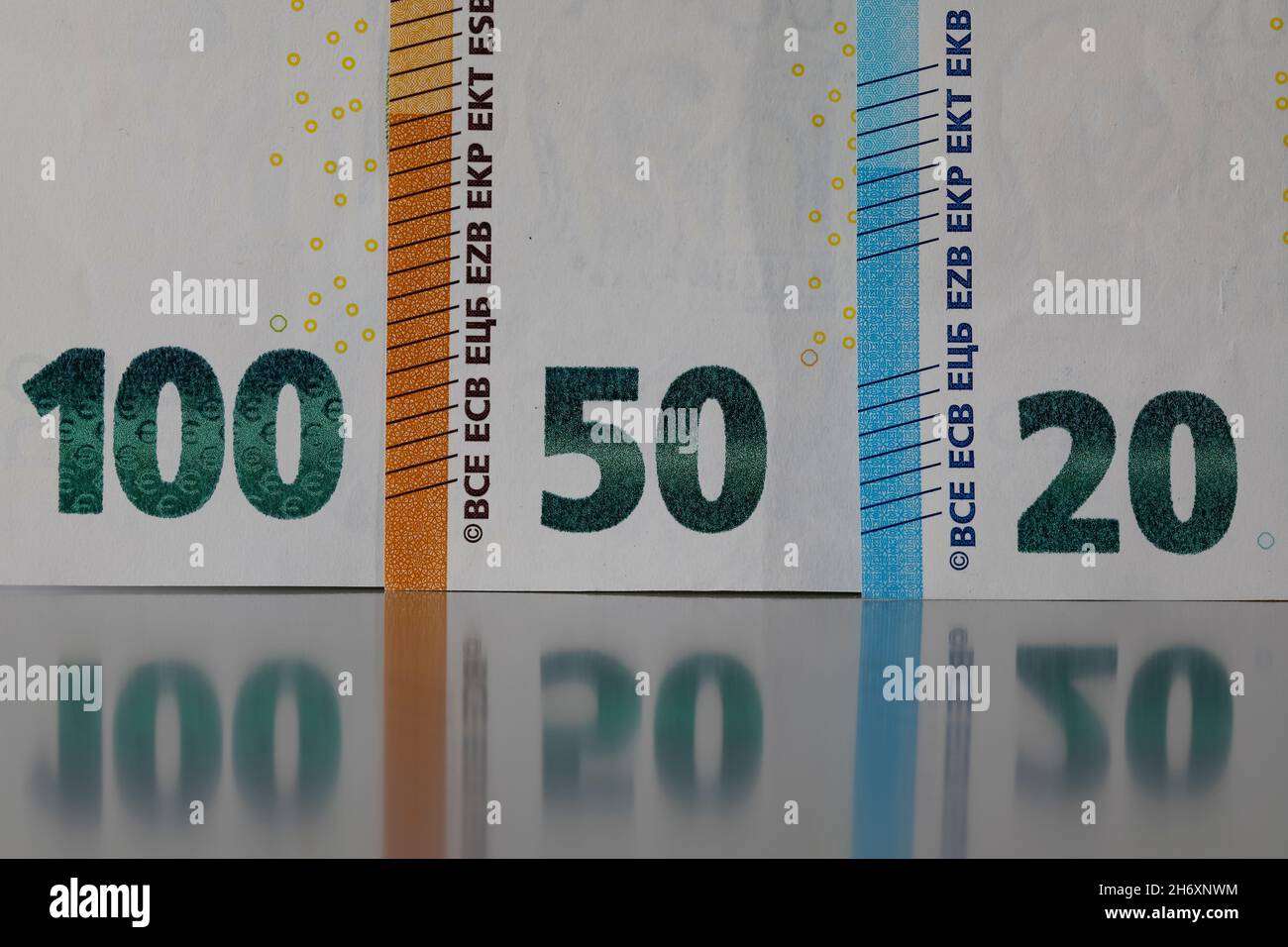 Save money circulation hi-res stock photography and images - Alamy