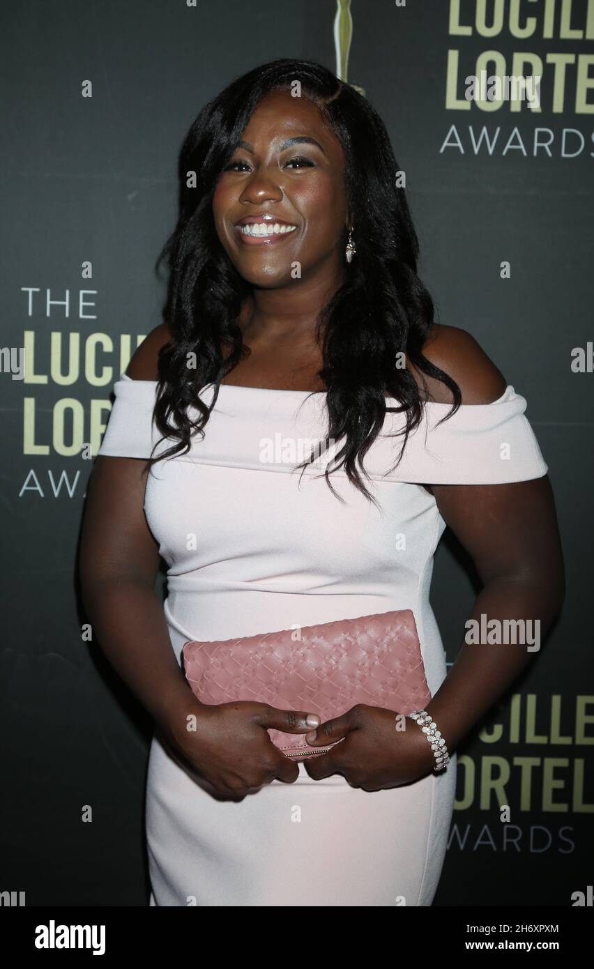 Crystal lucas perry hi-res stock photography and images - Alamy