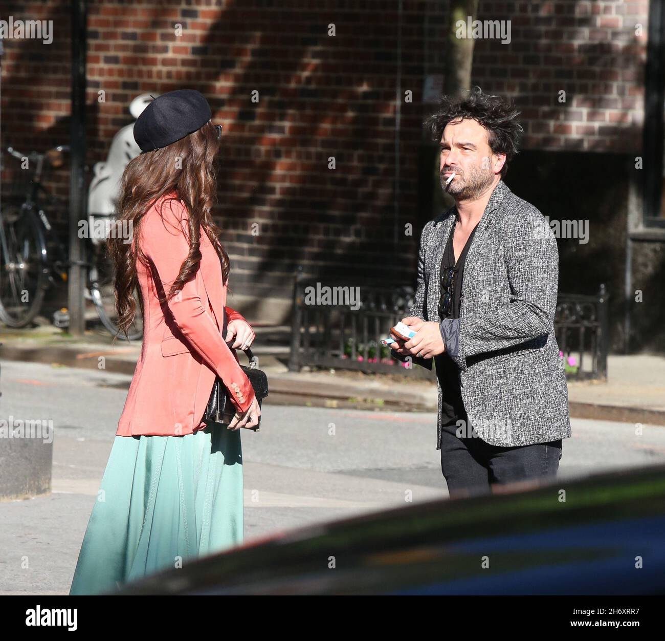 New York - NY - 05/18/2019 - Johnny Galecki and Pregnant Girlfriend ...