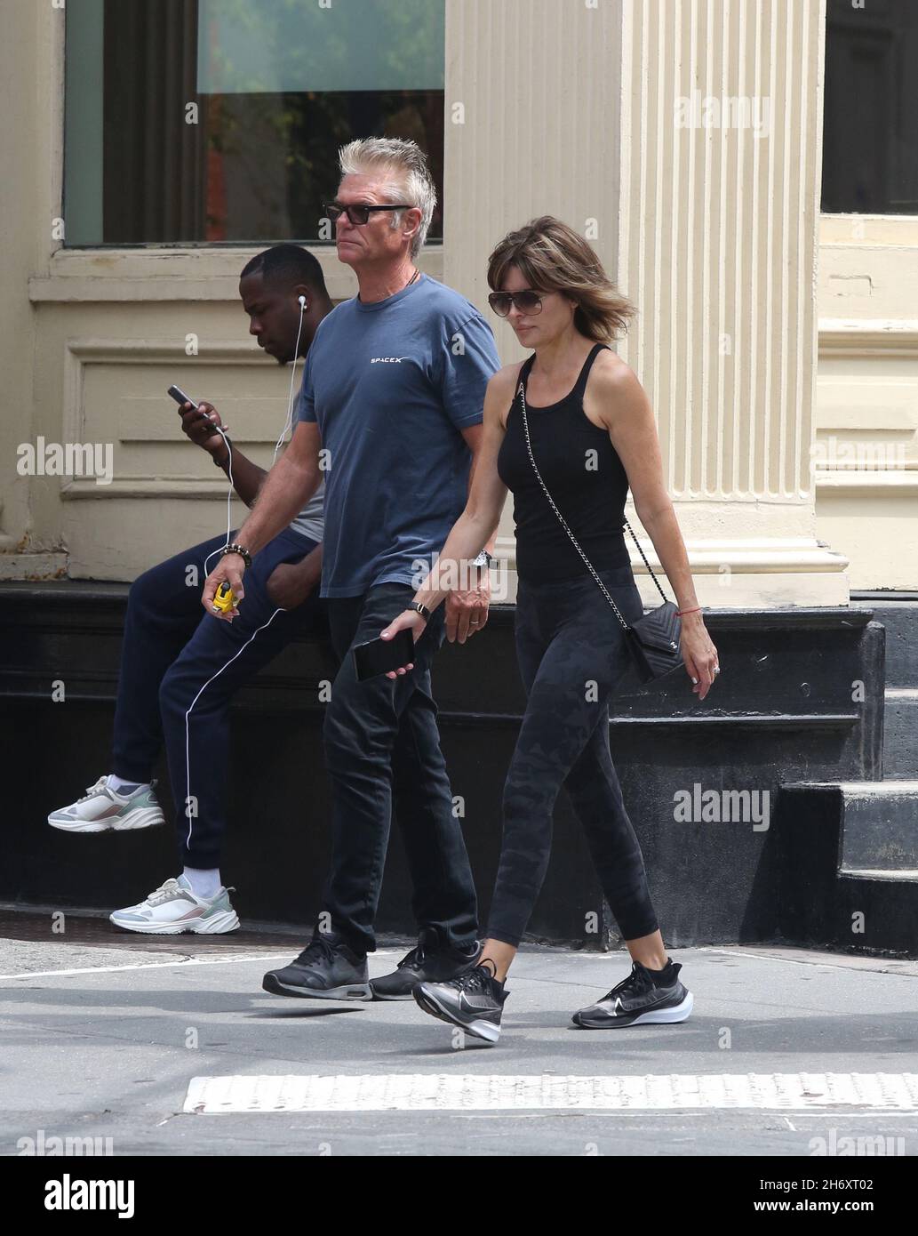 New York - NY - 08/15/2019 - Lisa Rinna and Harry Hamlin Out in Soho ...