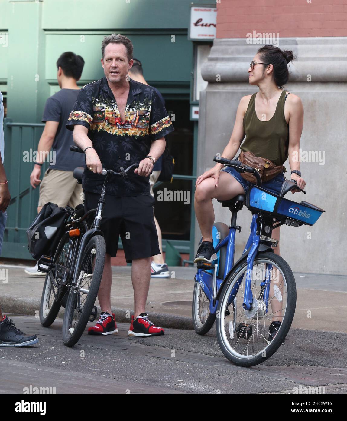 New York - NY - 07/20/2019 - Dean Winters and his girlfriend stopping ...