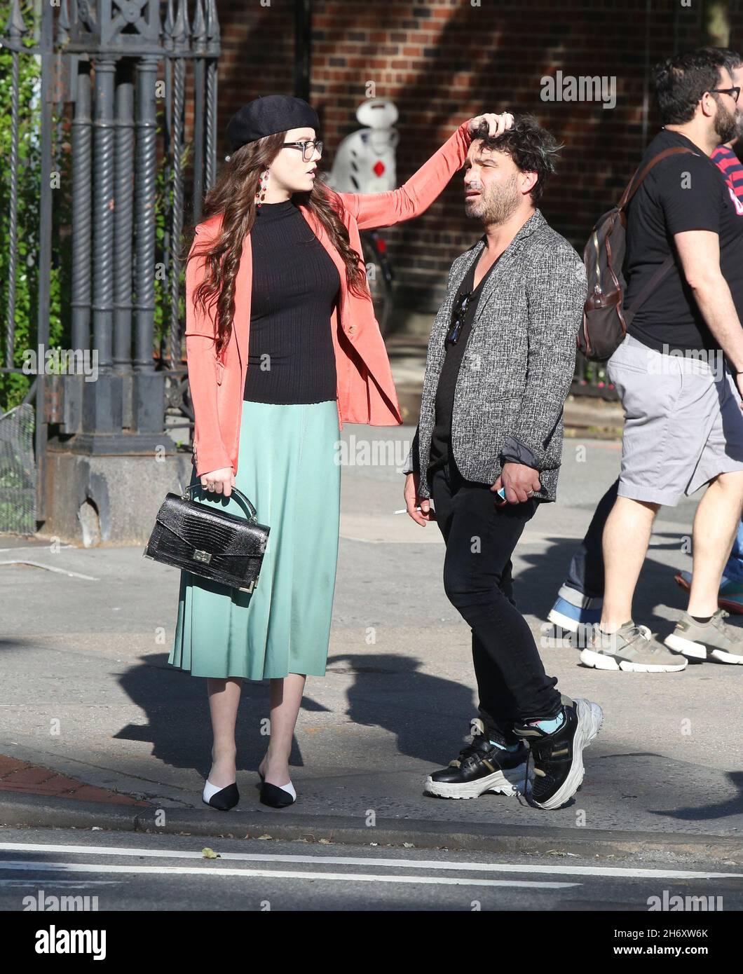 New York - NY - 05/18/2019 - Johnny Galecki and Pregnant Girlfriend ...