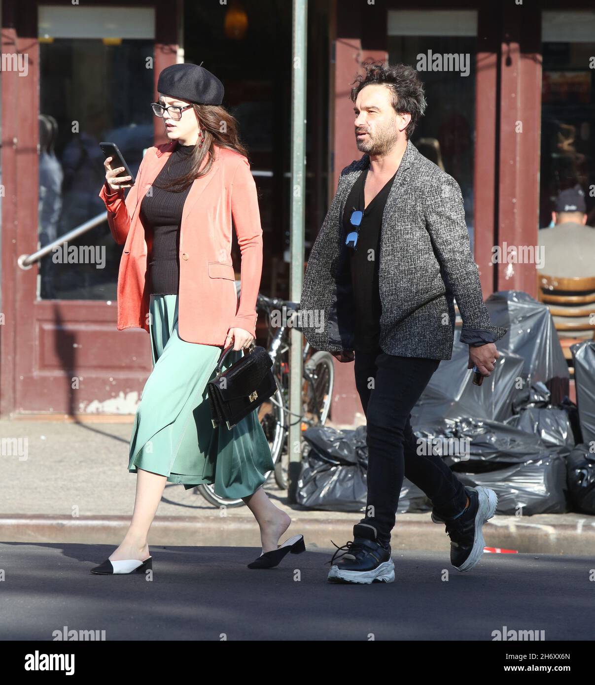 New York - NY - 05/18/2019 - Johnny Galecki and Pregnant Girlfriend ...