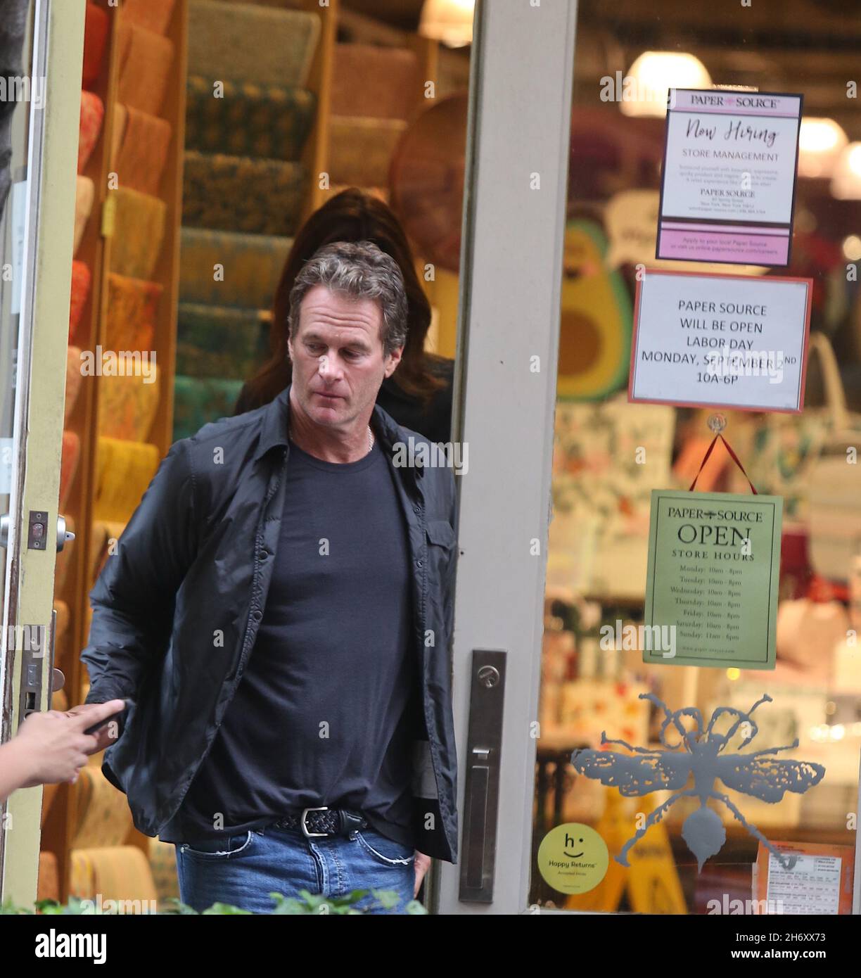 New York - NY - 09/02/2019 - Cindy Crawford and Rande Gerber stopping ...
