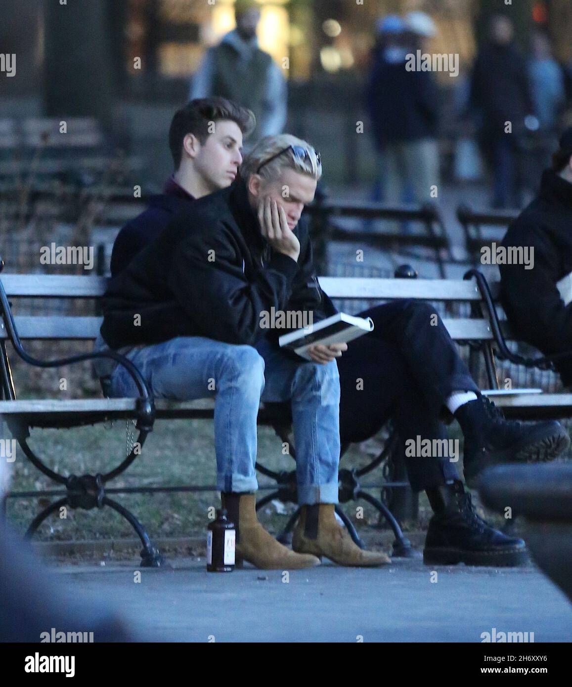 New York - NY - 12/23/2019- Cody Simpson shopping with a friend in ...