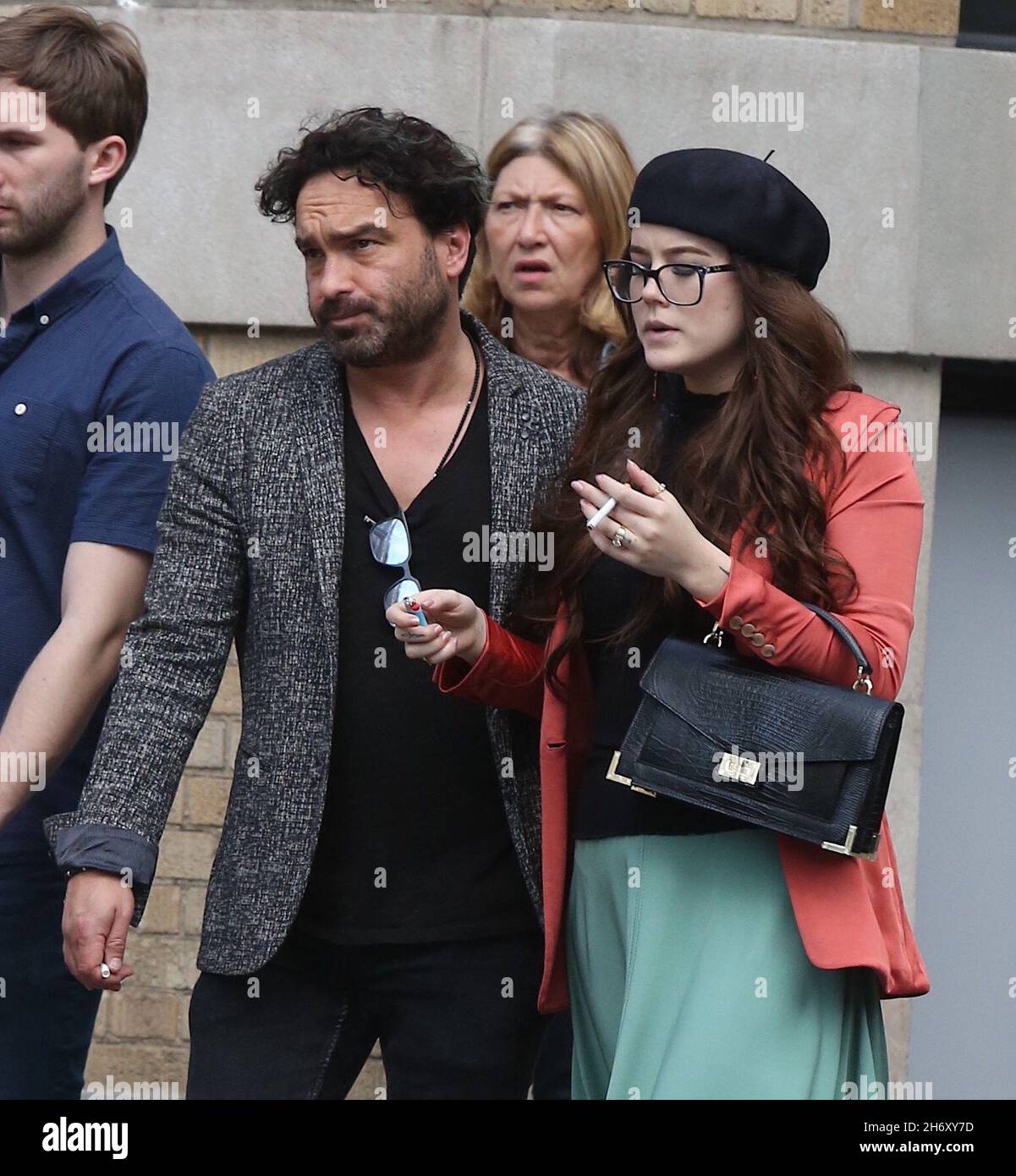 New York - NY - 05/18/2019 - Johnny Galecki and Pregnant Girlfriend ...