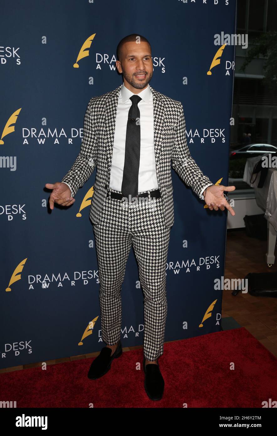 New York - NY - 20190602 - The 64th Annual Drama Awards Arrivals ...