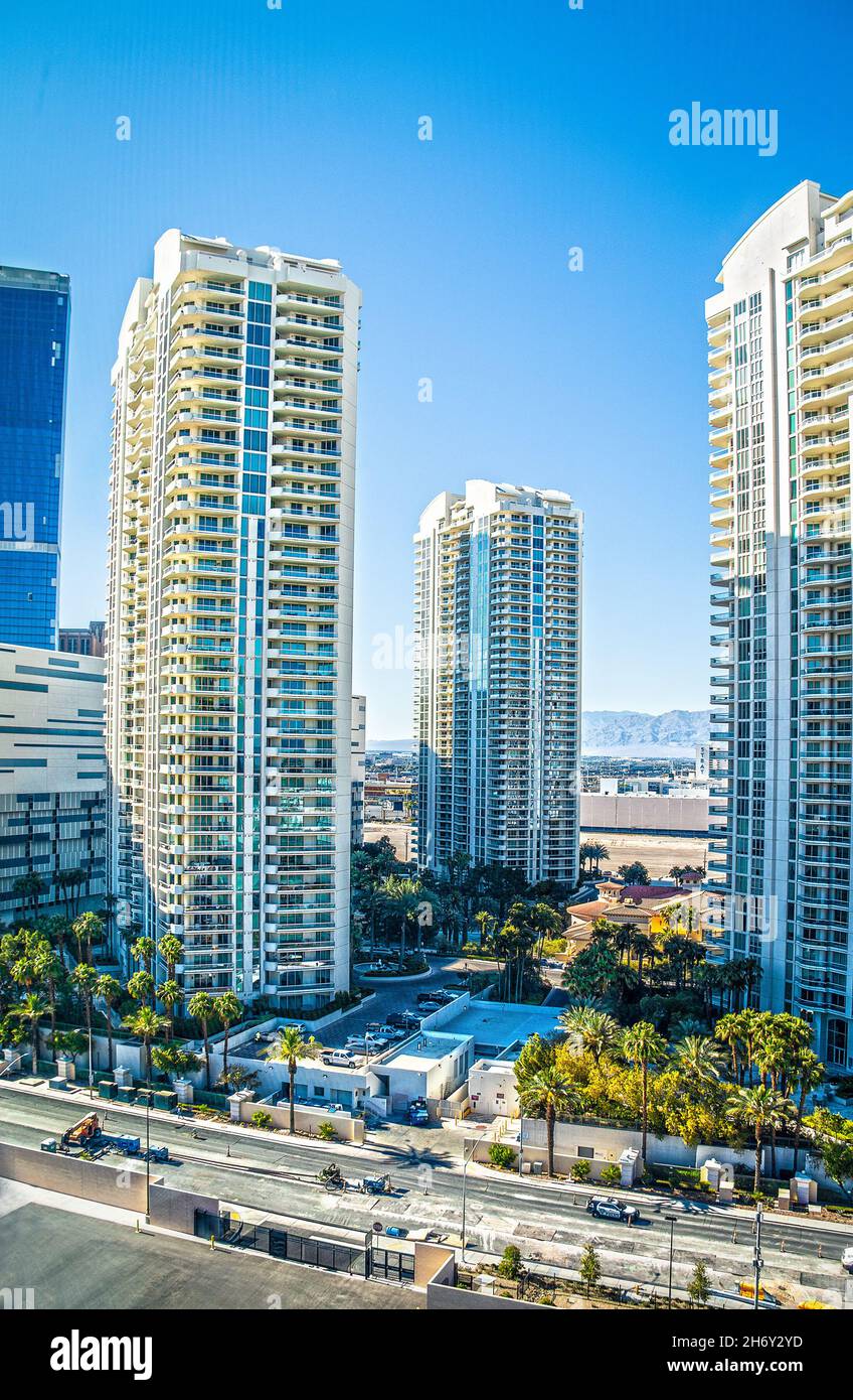 Las Vegas Tallest Buildings Check Out 5 Of The Tallest... Maverick