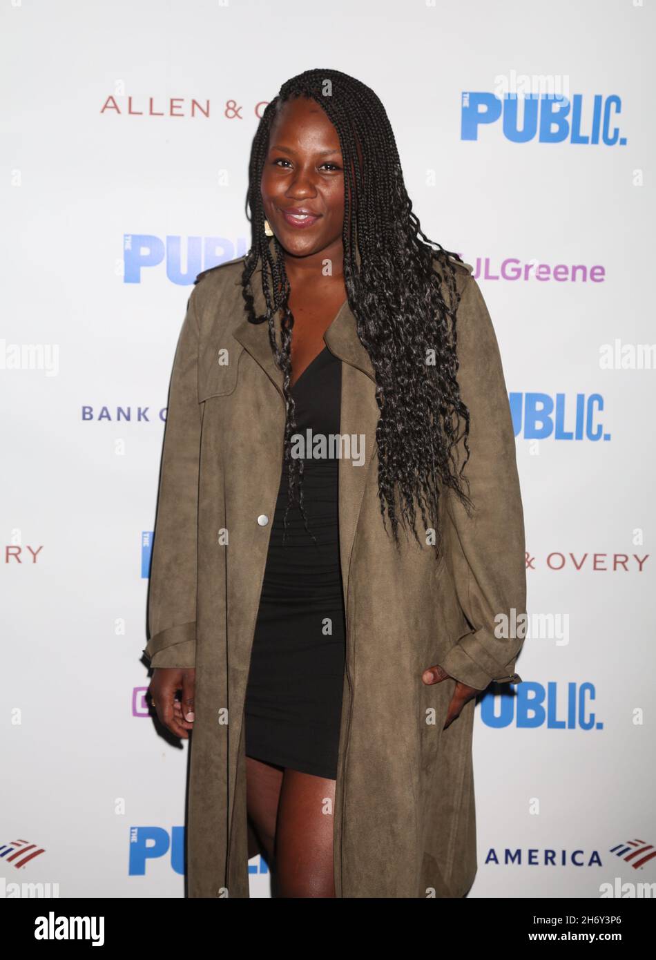 Crystal lucas perry hi-res stock photography and images - Alamy