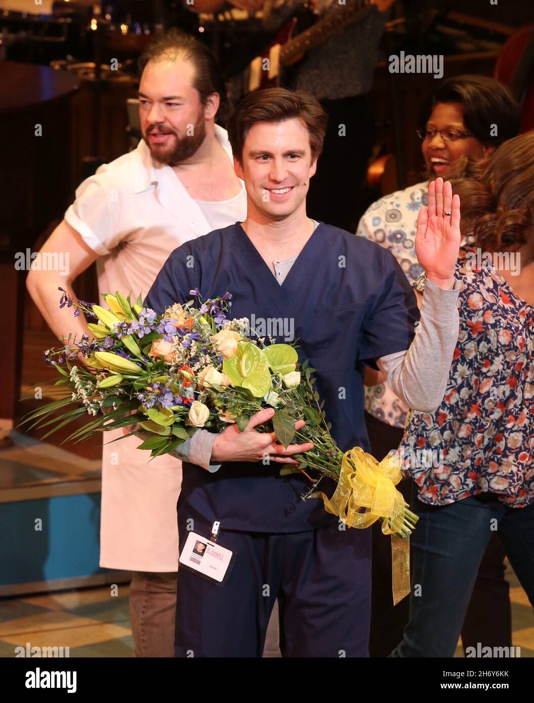 New York - NY - 20190107 - Waitress Curtain Call with Sara Bareilleswho ...