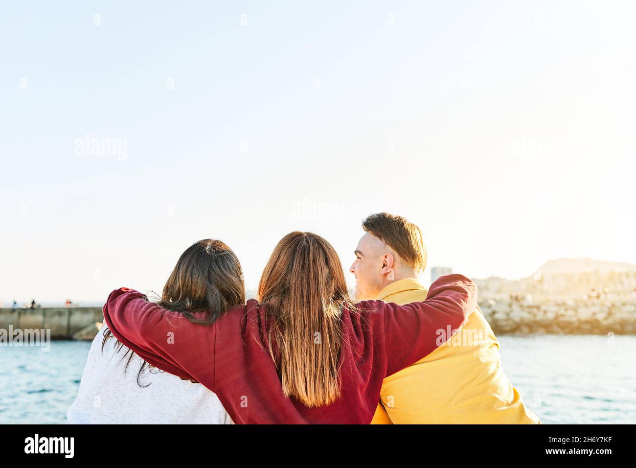 Girls backs hi-res stock photography and images - Alamy