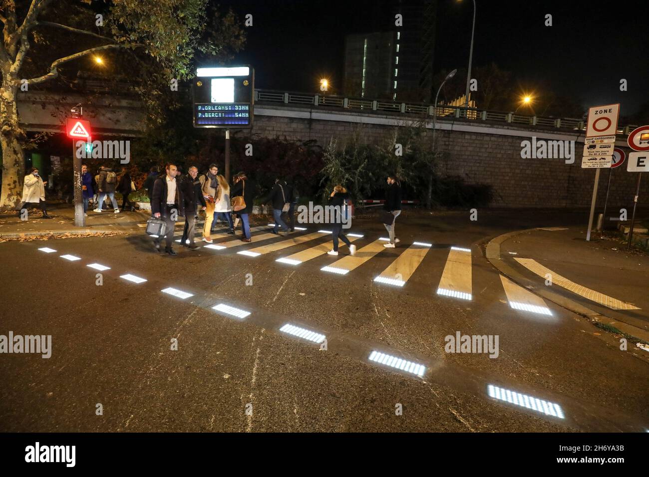 Active Ground Marking High Resolution Stock Photography and Images - Alamy