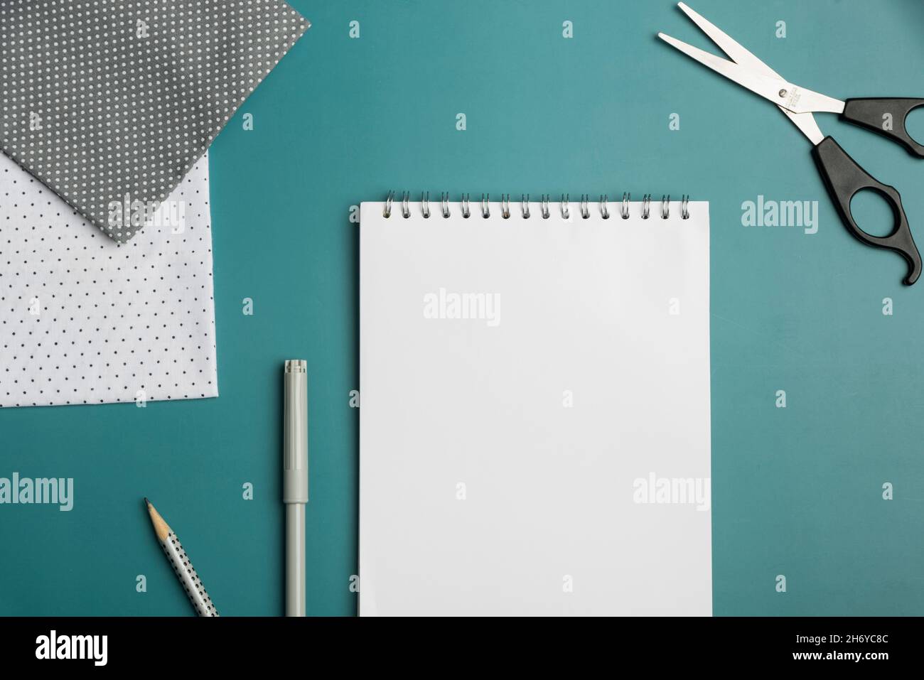 Flashy School Office Supplies, Bright Teaching Learning Collections ...